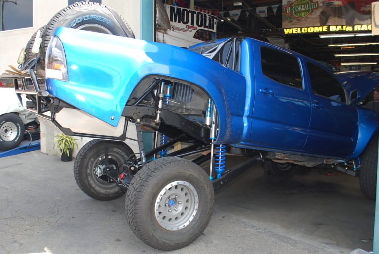 Toyota Off-Road Suspension Kits Tacoma / 4Runner / FJ Cruiser
